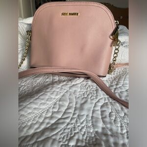 Steve Madden | Bags | Steve Madden Blush Crossbody Bag With Gold Chain ...